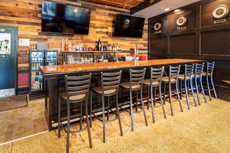 About – The Side Bar Restaurant